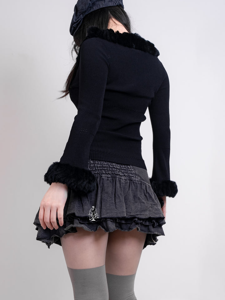 EPOCA BLACK FUR-COLLAR FLARE-SLEEVE KNIT TOP – Taro's Wish